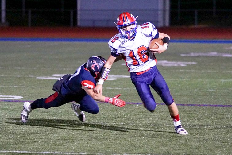 Southwestern Outlasts Golden Cougars For C South Title | News, Sports ...